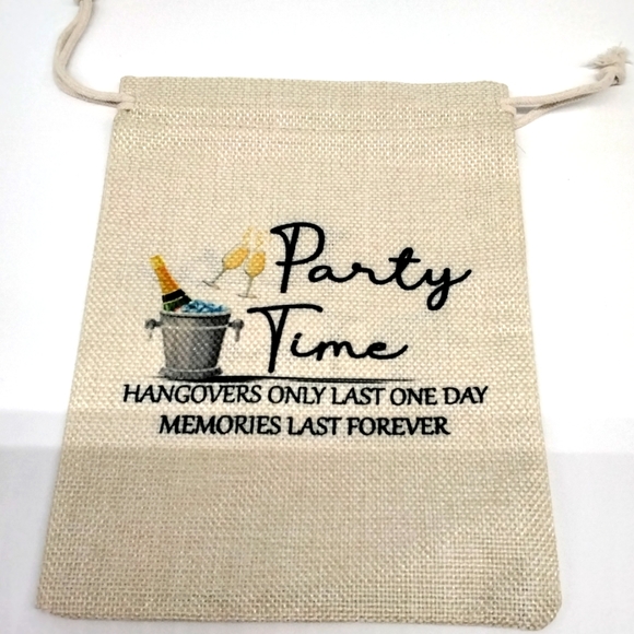 Party Supplies | Party Time Gift Bags New Set Of 5 | Poshmark